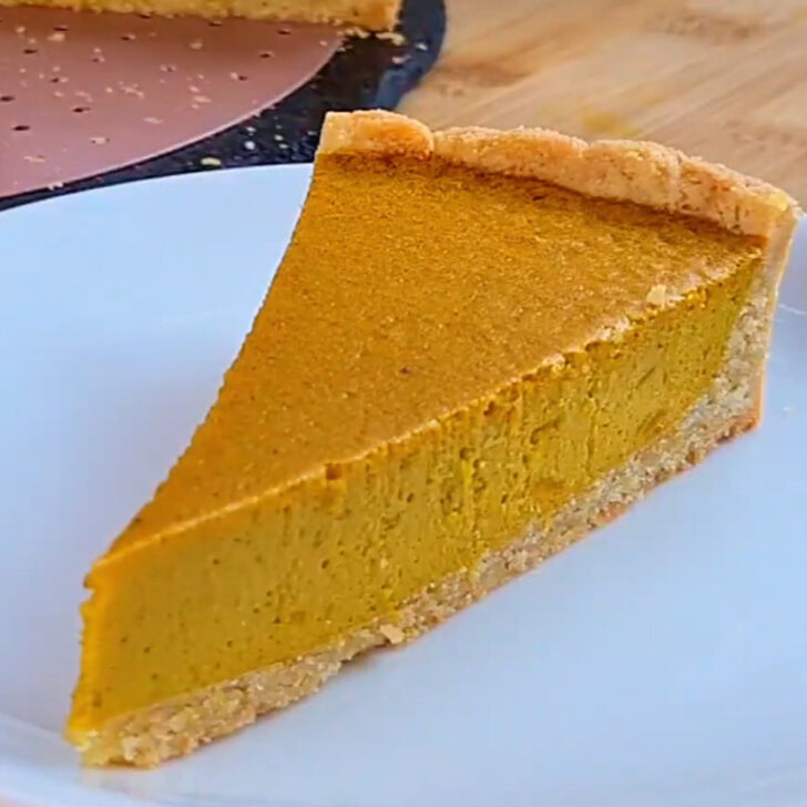 Keto Pumpkin Pie Recipe | Low-Carb Dessert Delight